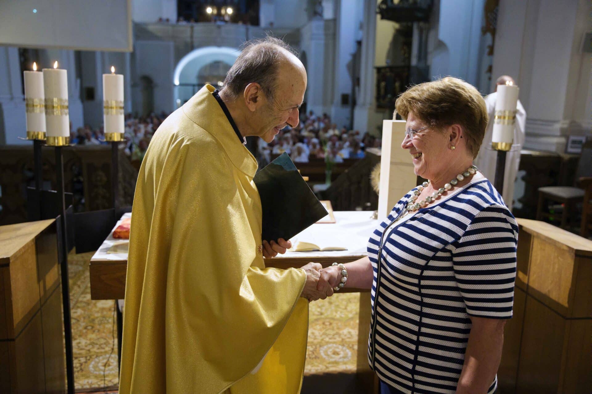 Aranymisén adtak hálát 50 éves papságukért Görbe László és Holczer ...