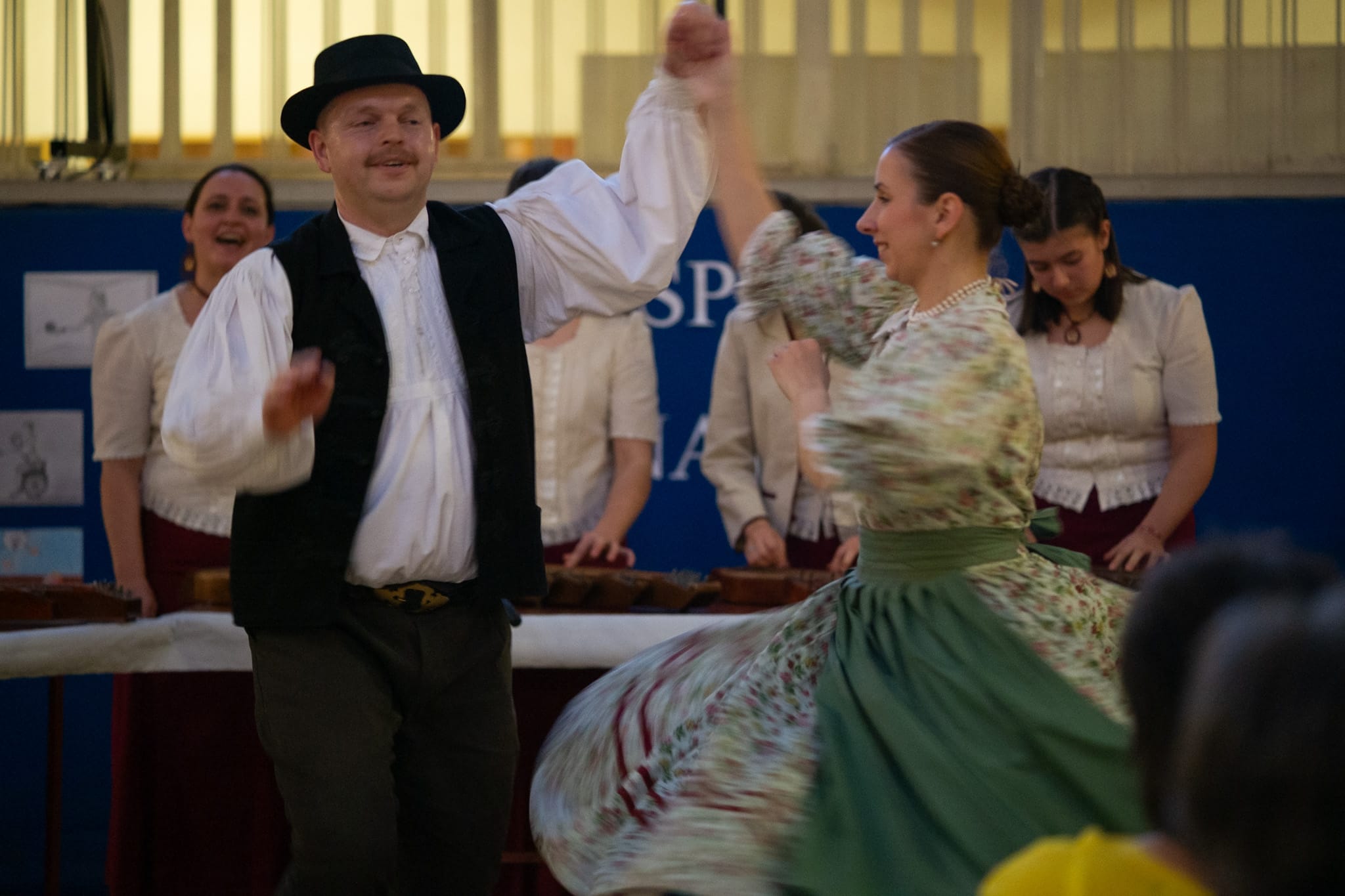 Jubileumát ünnepelte a 15 éves Mátyás Király Citerazenekar