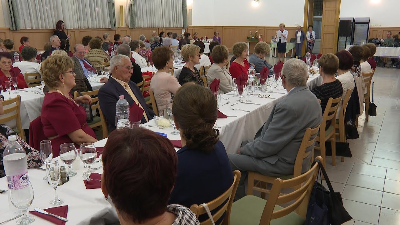 Túri Éva Nyugdíjas Torna Csoport - Kecskeméti Médiacentrum
