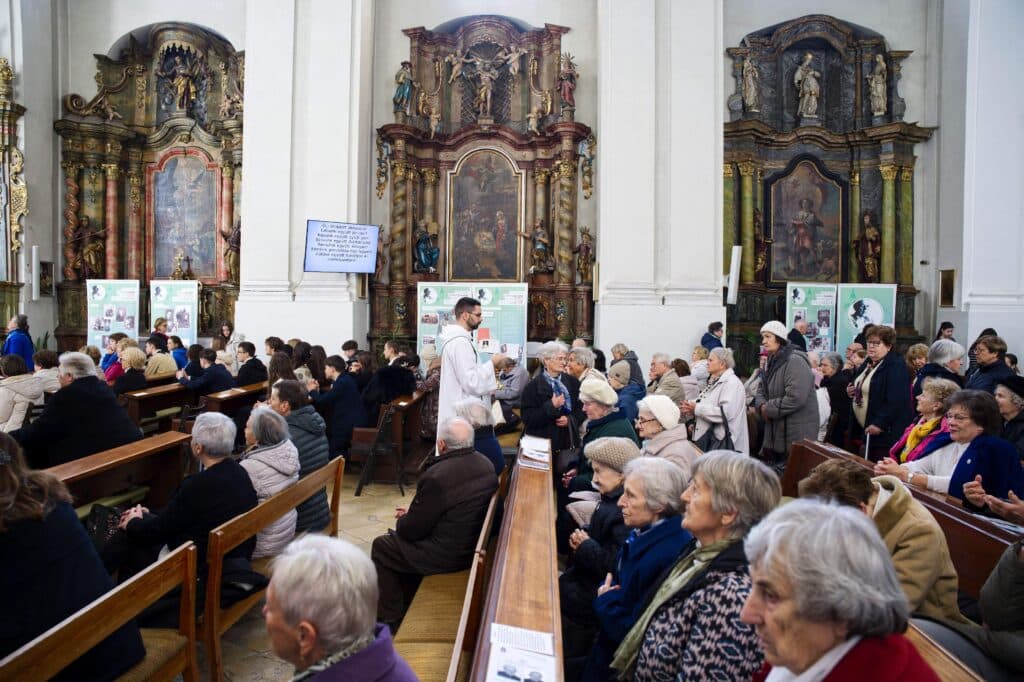 Balázs Gergely és Szabó István piarista paptanárok emlékkonferenciája - Kecskeméti Médiacentrum
