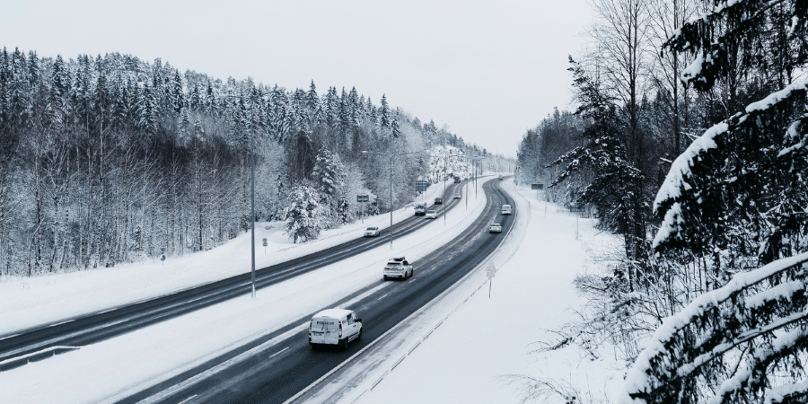 Operatív Törzs: Köd nehezíti a közlekedést, az autósokat óvatosságra kérjük